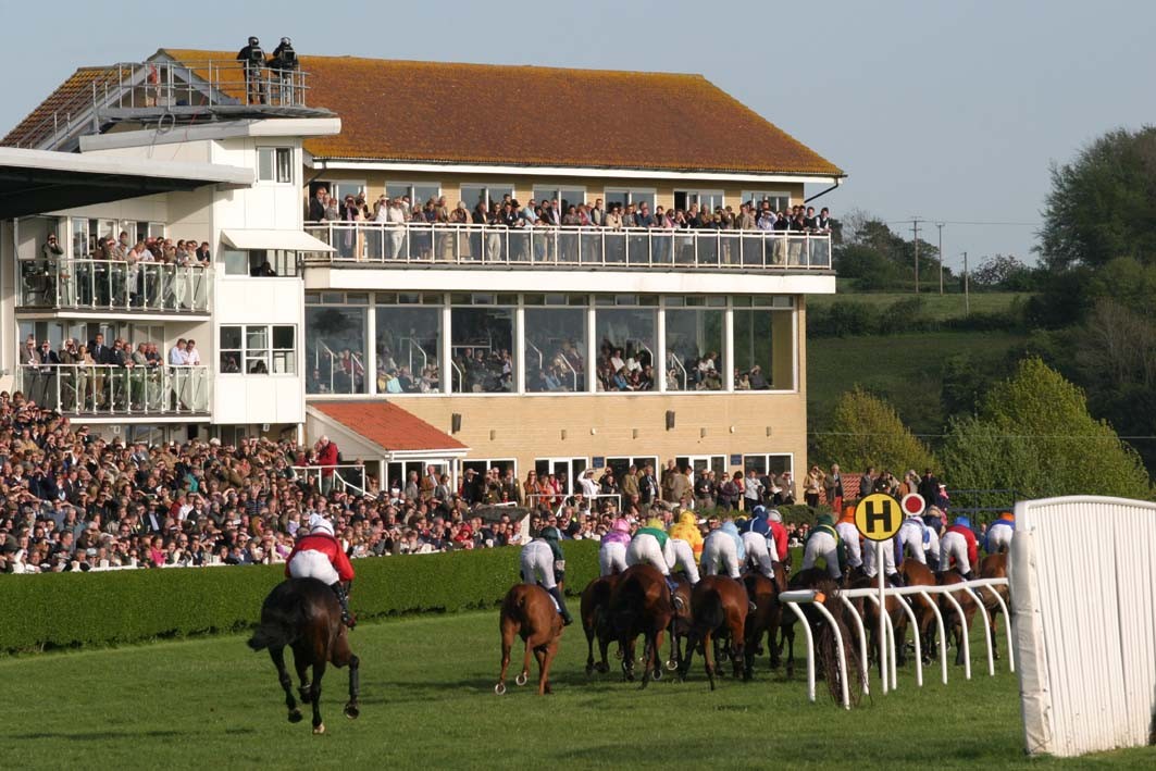 RSA / Jockey Club Racecourses Syndicate Days Announced - In The Paddock